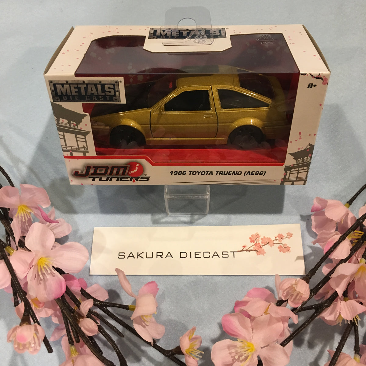 1/32 Jada JDM Tuners 1986 Toyota Sprinter Trueno AE86 – Sakura Diecast